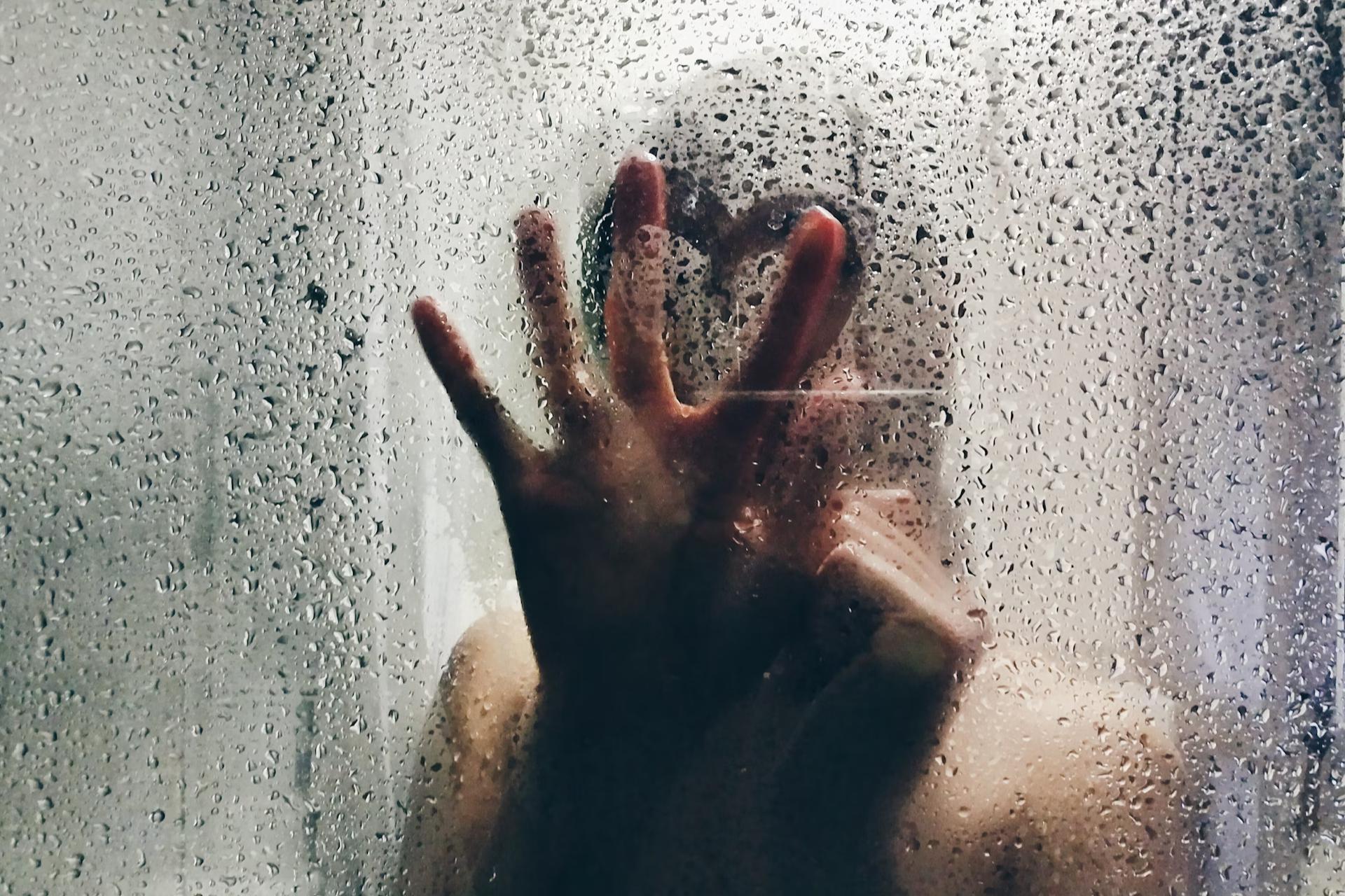 Hot and Cold Therapy: How, When and Where to Use Each - Body+Mind Magazine